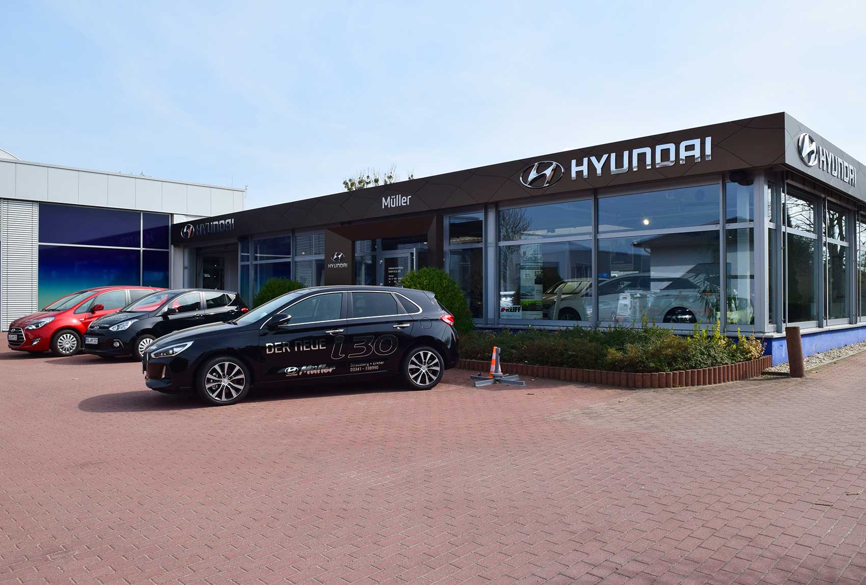 Stilvolle Autohaus Mller Strausberg Bildnull
